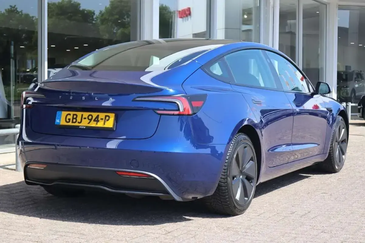 Occasion Tesla Model 3 RWD 320 PK (2024) in Kampen - € 37.950 | AutoUncle