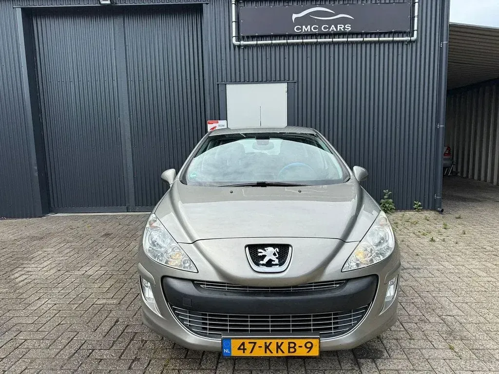 Occasion Peugeot 308 120 PK (2010) in AD Nijmegen - € 2.399 | AutoUncle