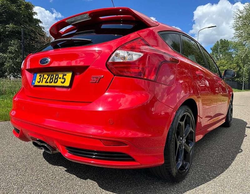 Occasion 2012 Ford Focus ST 250 PK Hatchback – Friesland (Dealer) – € 9 ...