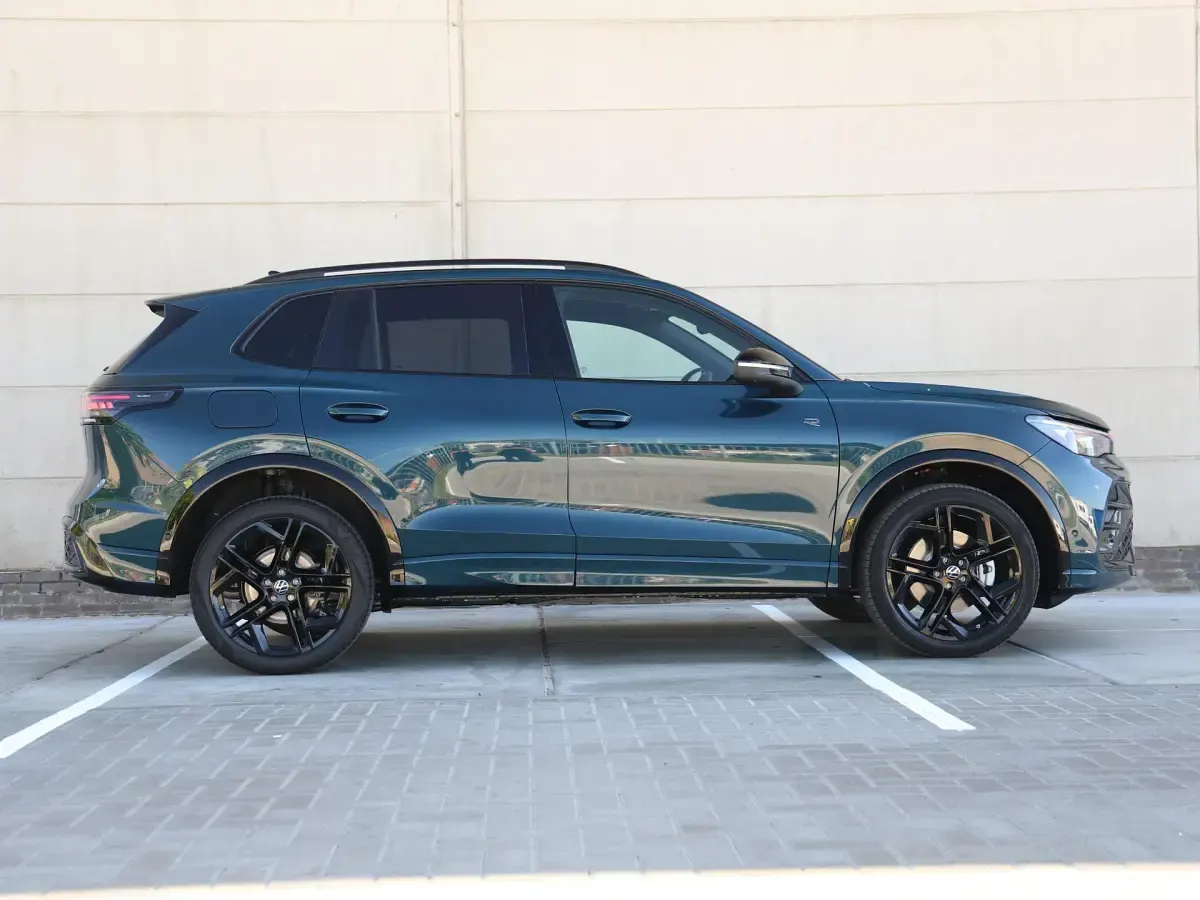 Nieuw VW Tiguan R-line Edition 204 PK (2026) in DRACHTEN - € 54.966 ...