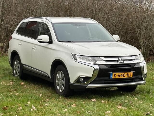 Gebruikt 2016 Mitsubishi Outlander 150 PK SUV – 1351 AH Almere (Dealer ...