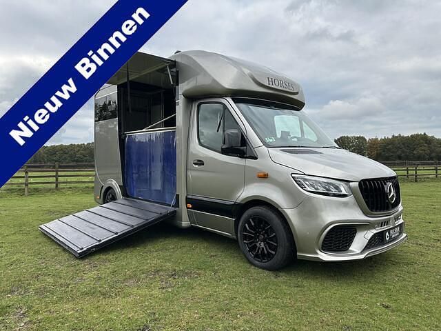 Gebruikt 2022 Mercedes Sprinter AMG 150 PK Van – 3774 JR ...