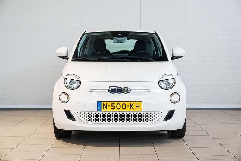 Gebruikt 2021 Fiat 500e Passion 118 PK Hatchback – 7333NP NP Apeldoorn ...