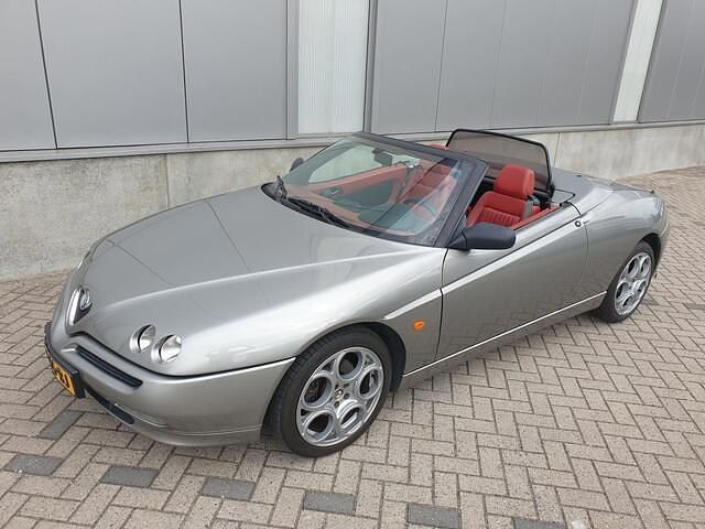 Occasion 2000 Alfa Romeo Spider 155 PK Cabriolet – 3542 AB Utrecht ...