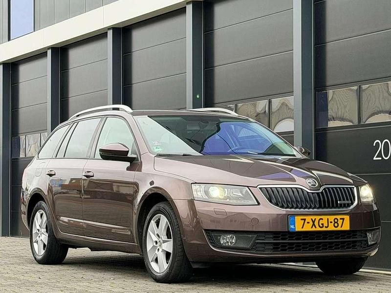 Gebruikt 2014 Skoda Octavia Business Line 110 PK Stationwagen ...