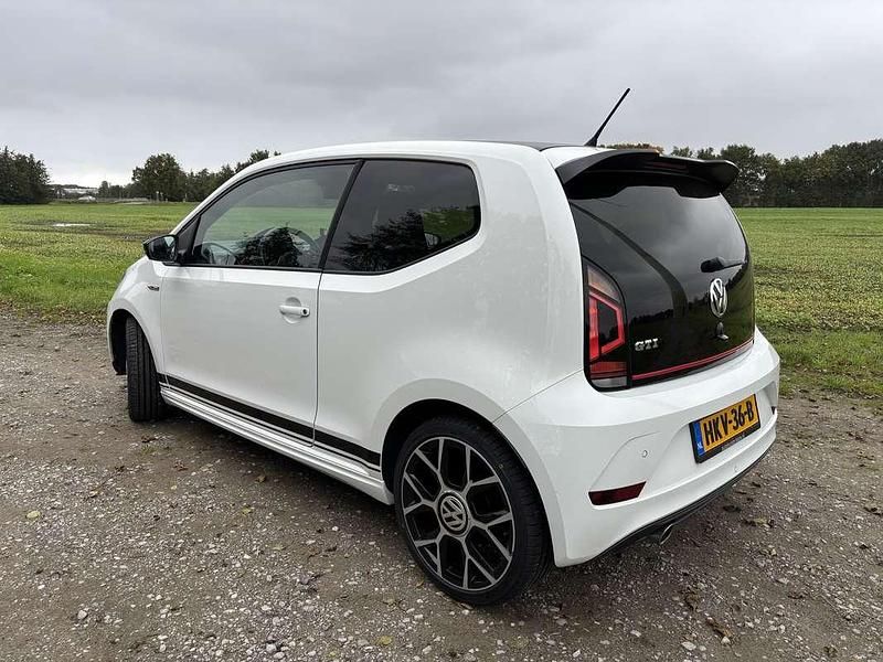 Occasion 2019 VW up! Beats 116 PK Hatchback – Overijssel (Dealer) – € ...