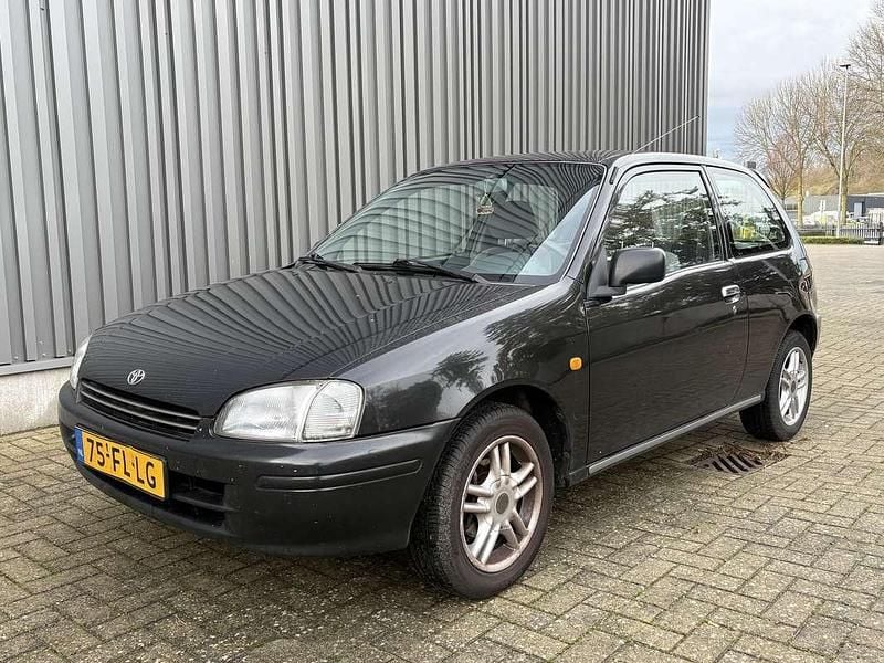 Gebruikt 2000 Toyota Starlet 75 PK Hatchback – Limburg (Dealer) – € 1. ...