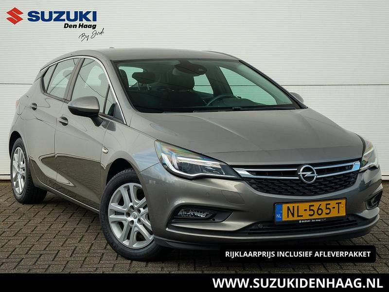 Gebruikt 2017 Opel Astra Edition 105 PK Hatchback – 2496XA DEN HAAG ...