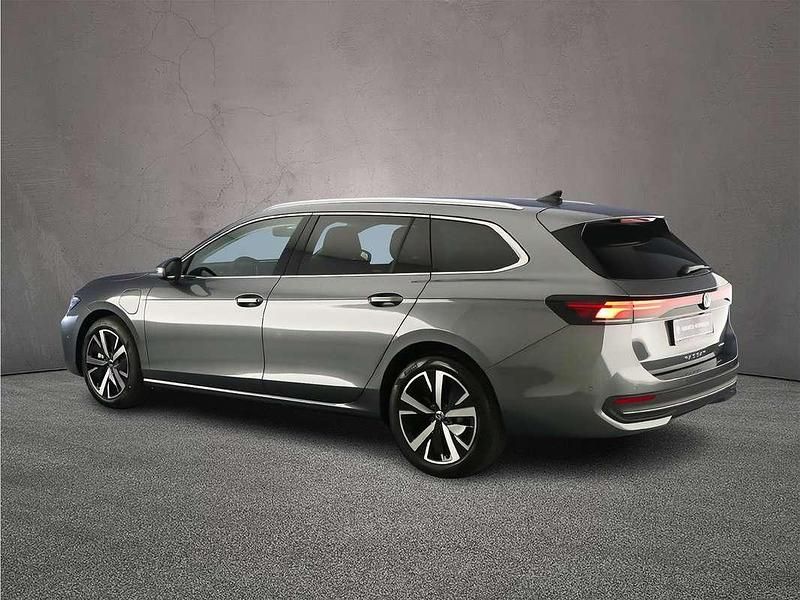 Nieuw 2025 VW Passat Business 204 PK Stationwagen – Overijssel (Dealer ...