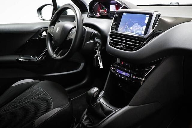 Gebruikt 2014 Peugeot 208 Envy 82 PK Hatchback – 4104 AP Culemborg ...