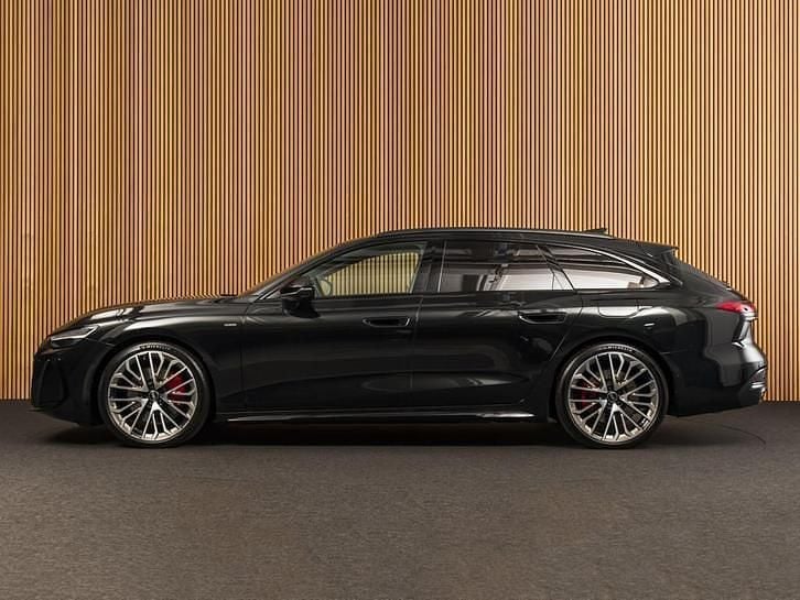 Nieuw 2025 Audi A6 e-tron S-Line 299 PK Stationwagen – Noord-Holland ...