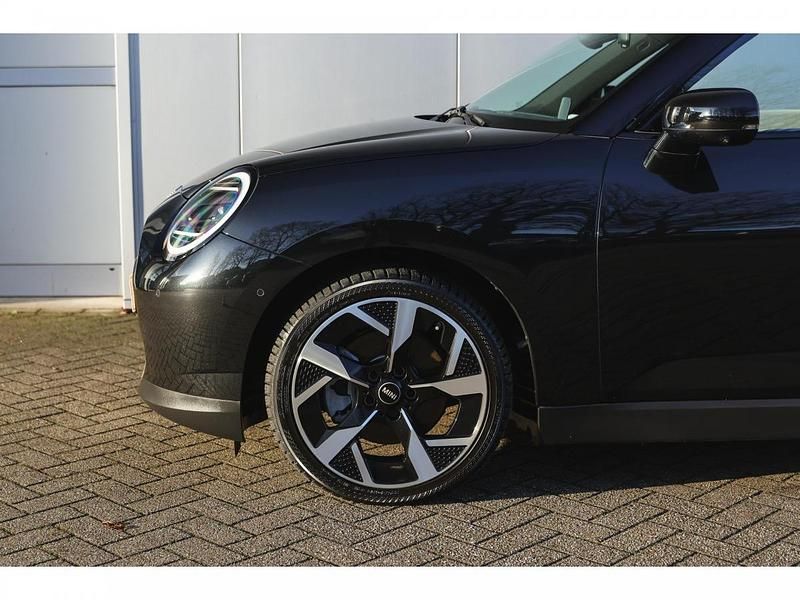 Occasion 2025 Mini Cooper Favoured 15 PK Hatchback – 6534 AA AA ...