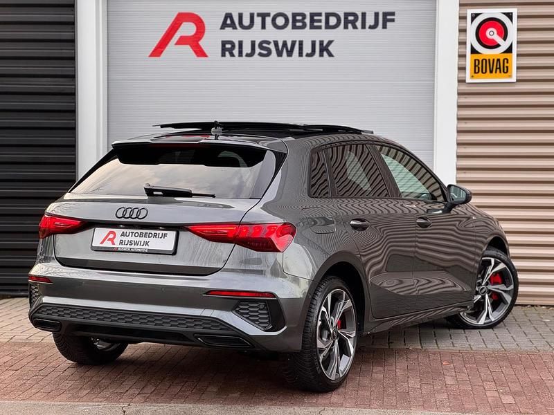 Gebruikt 2022 Audi A3 Sportback e-tron Competition 245 PK Hatchback ...