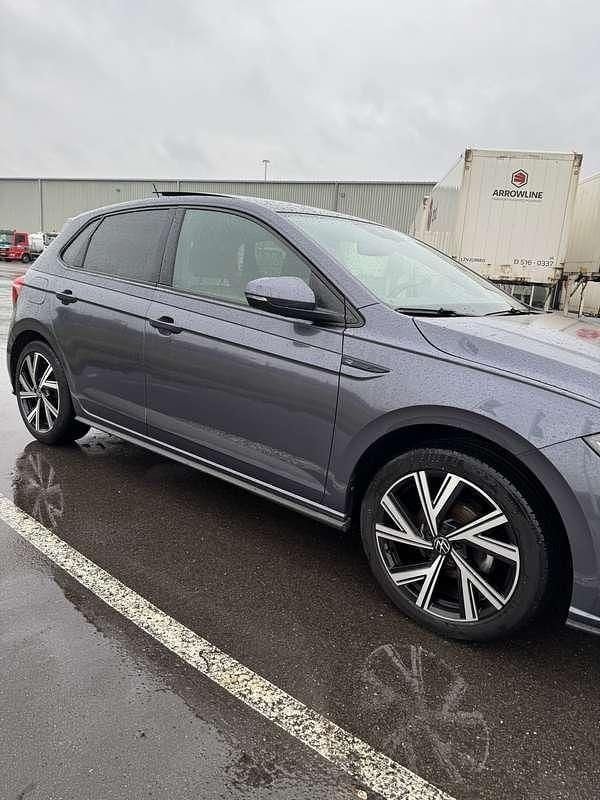 Gebruikt 2022 VW Polo R-line 95 PK Sedan – Noord-Holland (Dealer) – € ...