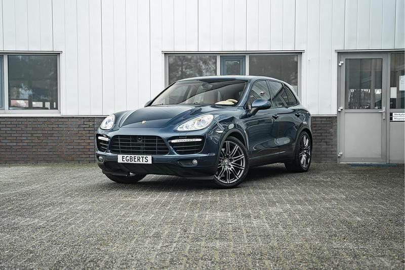 Occasion 2010 Porsche Cayenne Turbo 551 PK SUV – 9351VH LEEK (Dealer ...