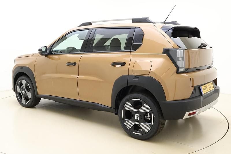 Nieuw 2025 Fiat Grande Panda La Prima 113 PK Hatchback – 8923EL ...