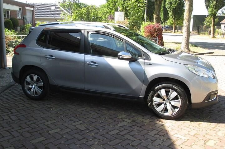 Gebruikt 2015 Peugeot 2008 Style 82 PK SUV – 4714RE RE Sprundel (Dealer ...