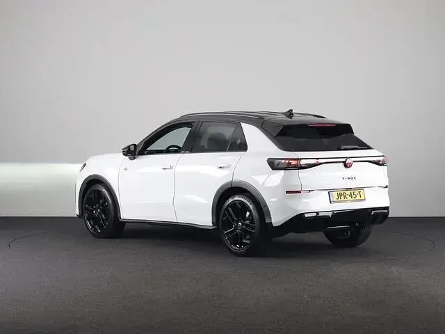 Occasion VW T-Roc Cabriolet Edition 150 PK (2026) in Amsterdam - € 45. ...