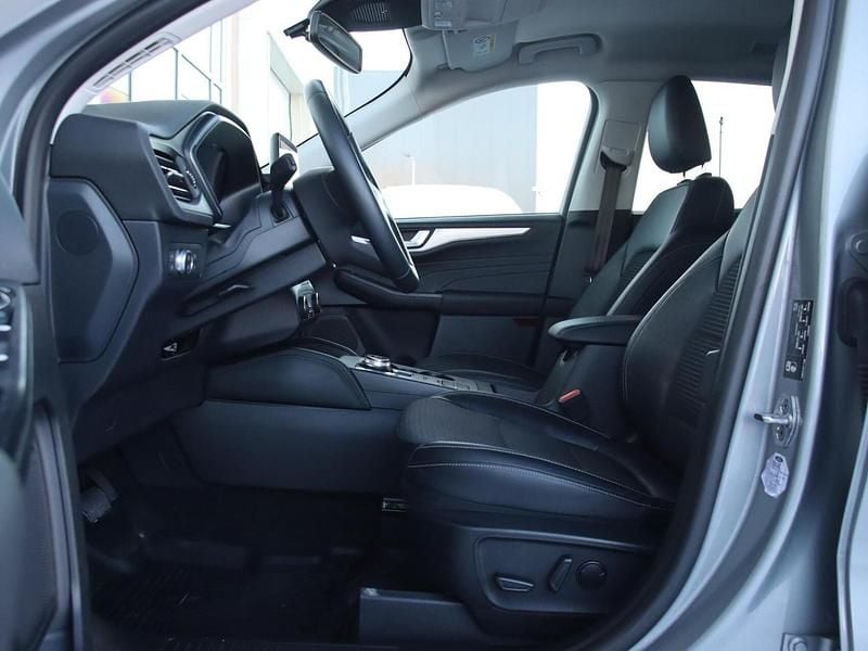 Gebruikt 2021 Ford Kuga Titanium X 225 PK SUV – 3225 LS Hellevoetsluis ...