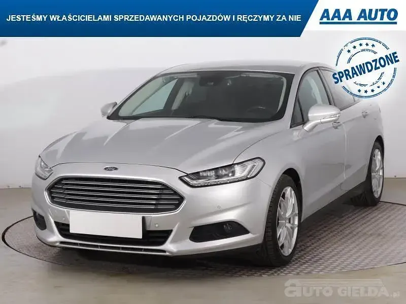 Używany Ford Mondeo (2017) w Piaseczno - 36 999 zł | AutoUncle