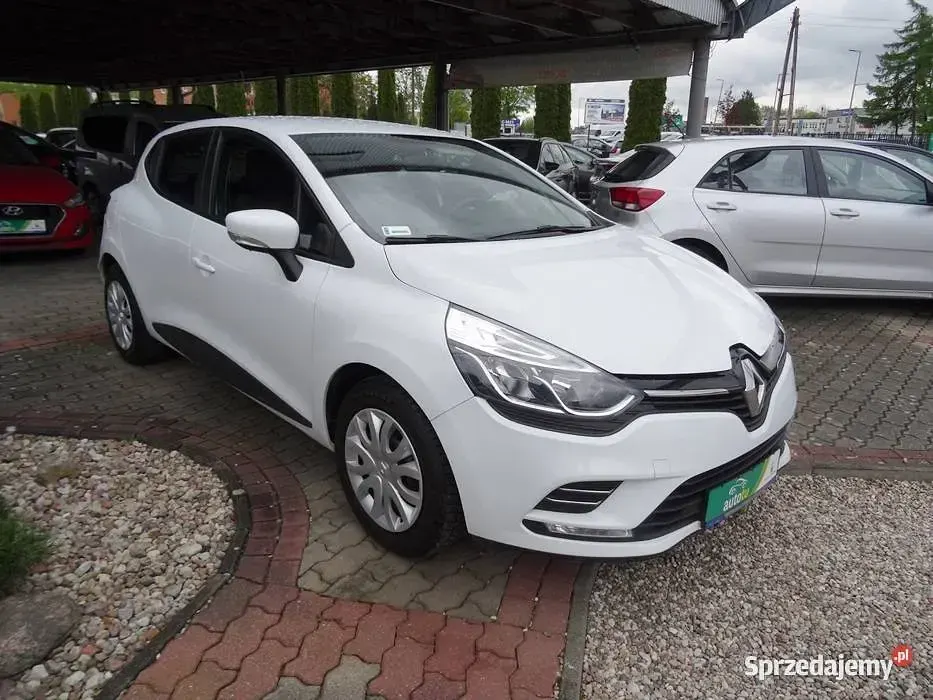 Używany Renault Clio (2019) w Goleniów - 31 900 zł | AutoUncle