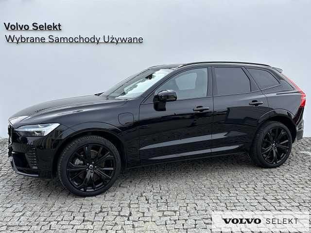 Używany Volvo XC60 455 KM (2025) w Warszawa - 249 900 zł | AutoUncle