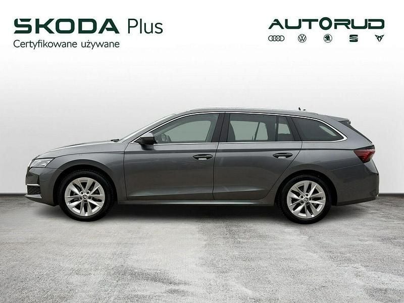 Używany 2024 Skoda Octavia Selection Kombi – Świętokrzyskie (Dealer) – 111 900 zł (Drogi ...