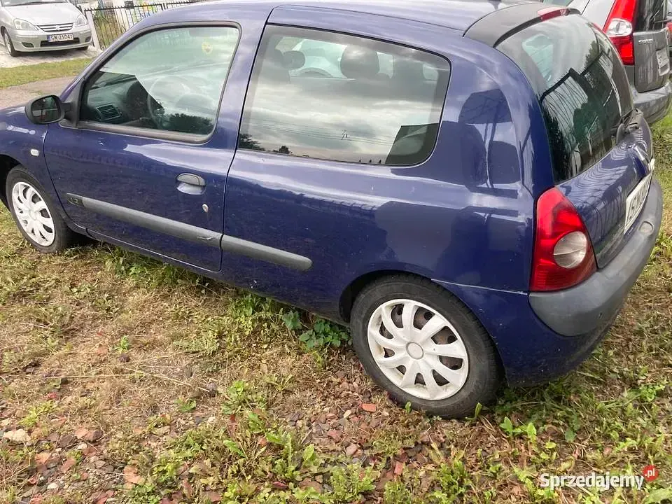 Używany Renault Clio (2004) w Chorzów - 1700 zł | AutoUncle