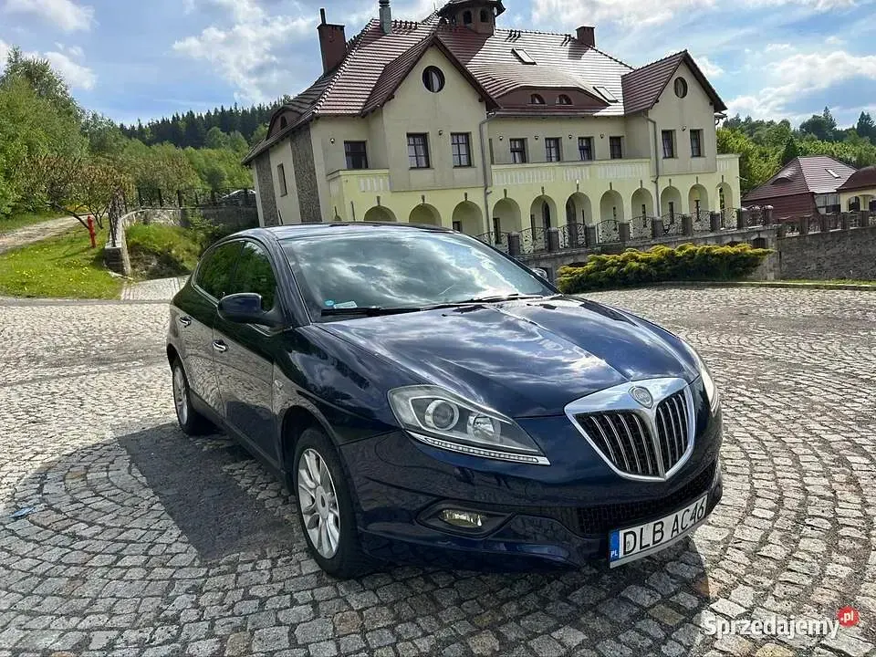 Używany Lancia Delta (2010) w Mirsk - 10 500 zł | AutoUncle