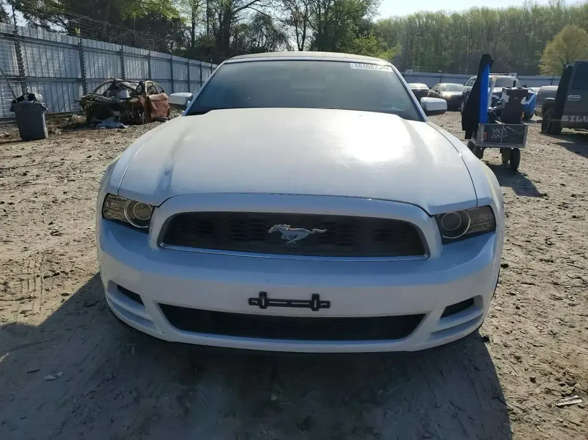 Używany Ford Mustang 305 KM (2014) w Chwaszczyno - 30 000 zł | AutoUncle