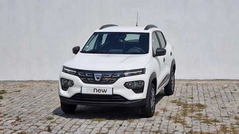 Usado 2021 Dacia Spring Comfort Plus 45 HP Citadino – 4425 Porto (Stand ...