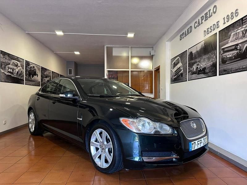 Usado 2008 Jaguar XF Premium Luxury 207 HP Sedan – 4705 Braga (Stand ...