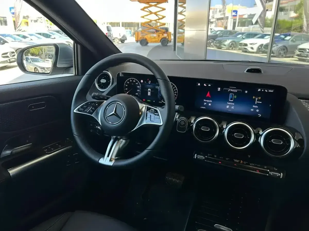 Novo Mercedes GLA250 Advanced Plus 218 HP (2026) em Portimão - € 54.900 ...