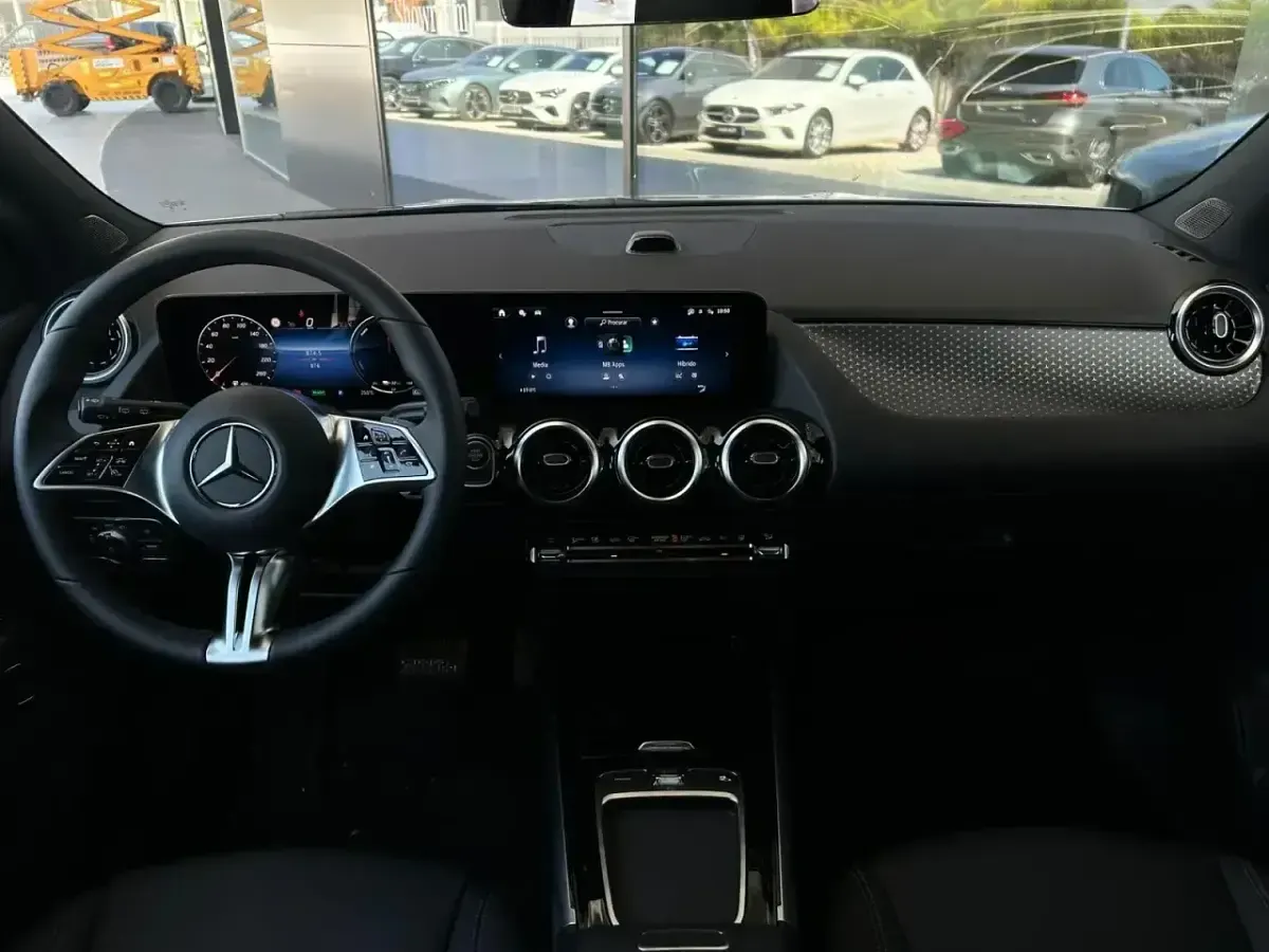Novo Mercedes GLA250 Advanced Plus 218 HP (2026) em Portimão - € 54.900 ...