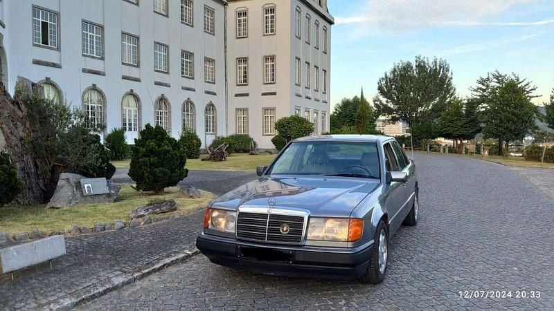 Usado 1989 Mercedes 200 75 HP Sedan – Faro (Privado) – € 3.200 ...