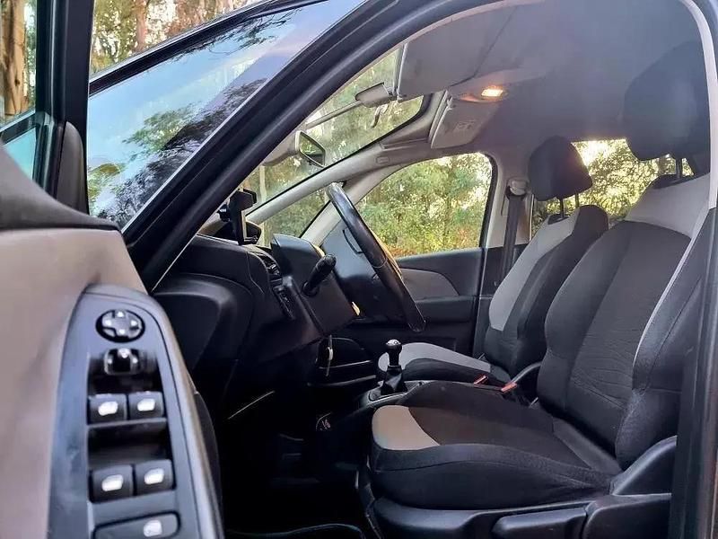 Usado 2016 Citroën C4 Picasso Seduction 100 HP Monovolume – 2865 Seixal ...