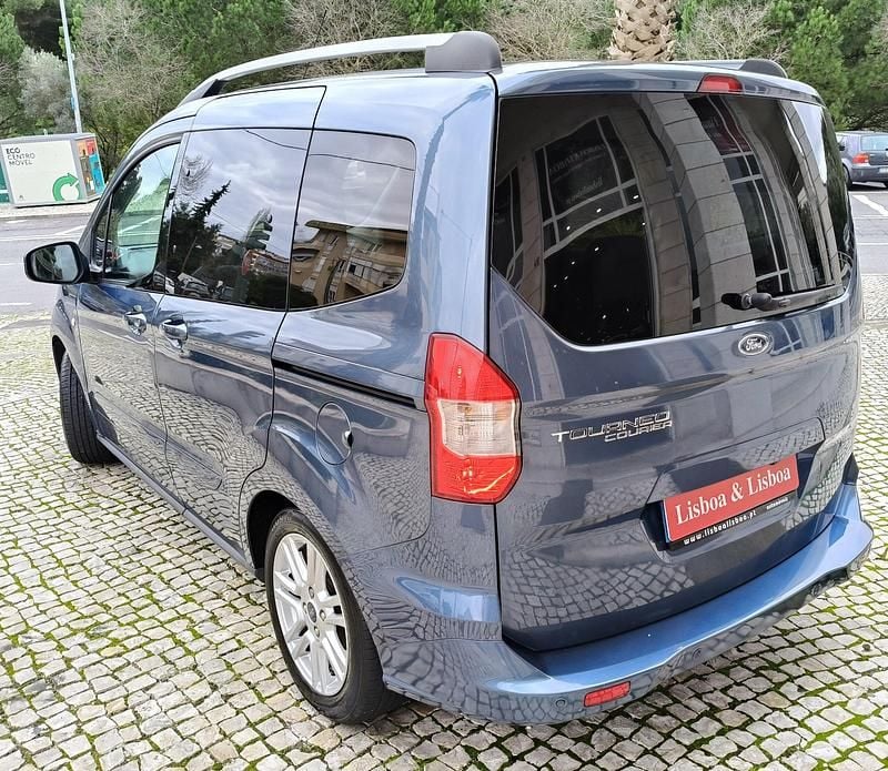 Usado 2019 Ford Tourneo Courier Titanium 100 HP Monovolume – 2700 ...