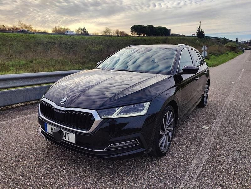 Usado 2021 Skoda Octavia 204 HP Sedan – Leiria (Stand) – € 19.650 (Bom ...