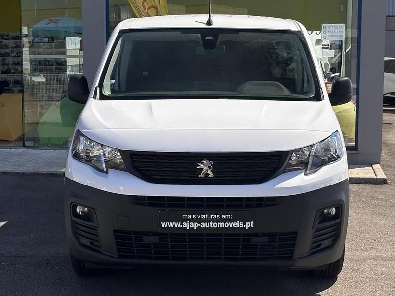 Usado 2021 Peugeot Partner 101 HP Monovolume – 3750 Zona Industrial En ...