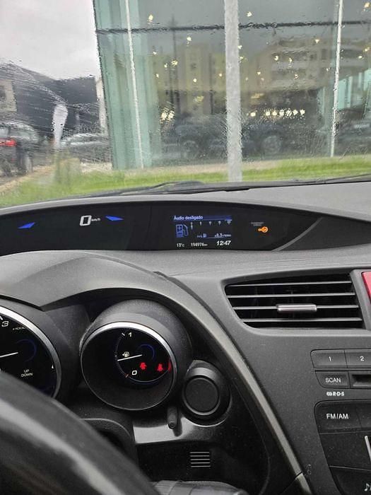 Usado 2013 Honda Civic 100 HP Sedan – Faro (Privado) – € 6.500 (Preço ...