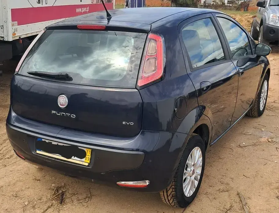 Usado Fiat Punto Evo 77 HP (2011) em Viana do Alentejo - € 7.900 ...