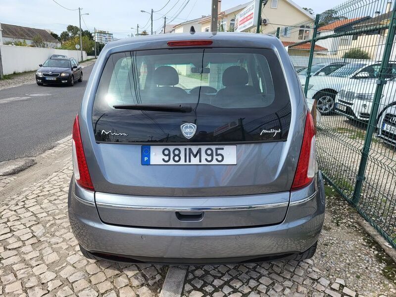Usados 2009 Lancia Musa 1.3 Diesel | 90 cars.hp (€ 5.900) | 2815 ...