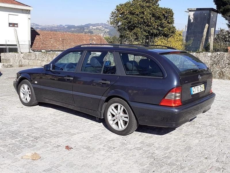 Usado 1999 Mercedes C220 120 HP Sedan – Porto (Privado) – € 3.000 ...