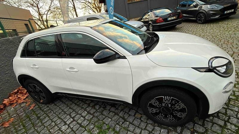 Usado 2025 Fiat 600E La Prima 156 HP SUV – 4100 Porto (Stand) – € 32. ...