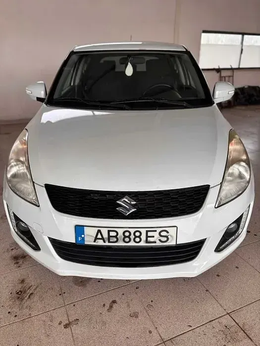 Usado Suzuki Swift 95 HP (2015) em Santo António dos Olivais - € 11.450 ...