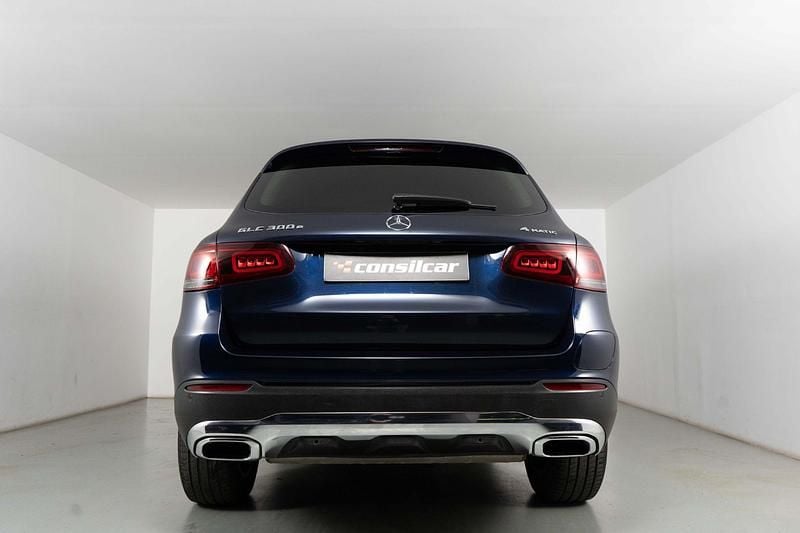 Usado 2021 Mercedes GLC300e 320 HP SUV – 2605 Belas (Stand) – € 36.890 ...
