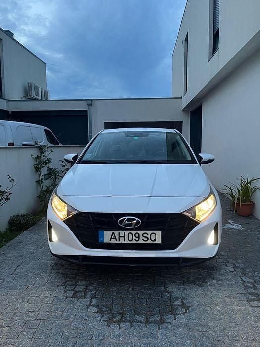 Usado 2021 Hyundai i20 84 HP Sedan – Santarém (Privado) – € 13.500 ...
