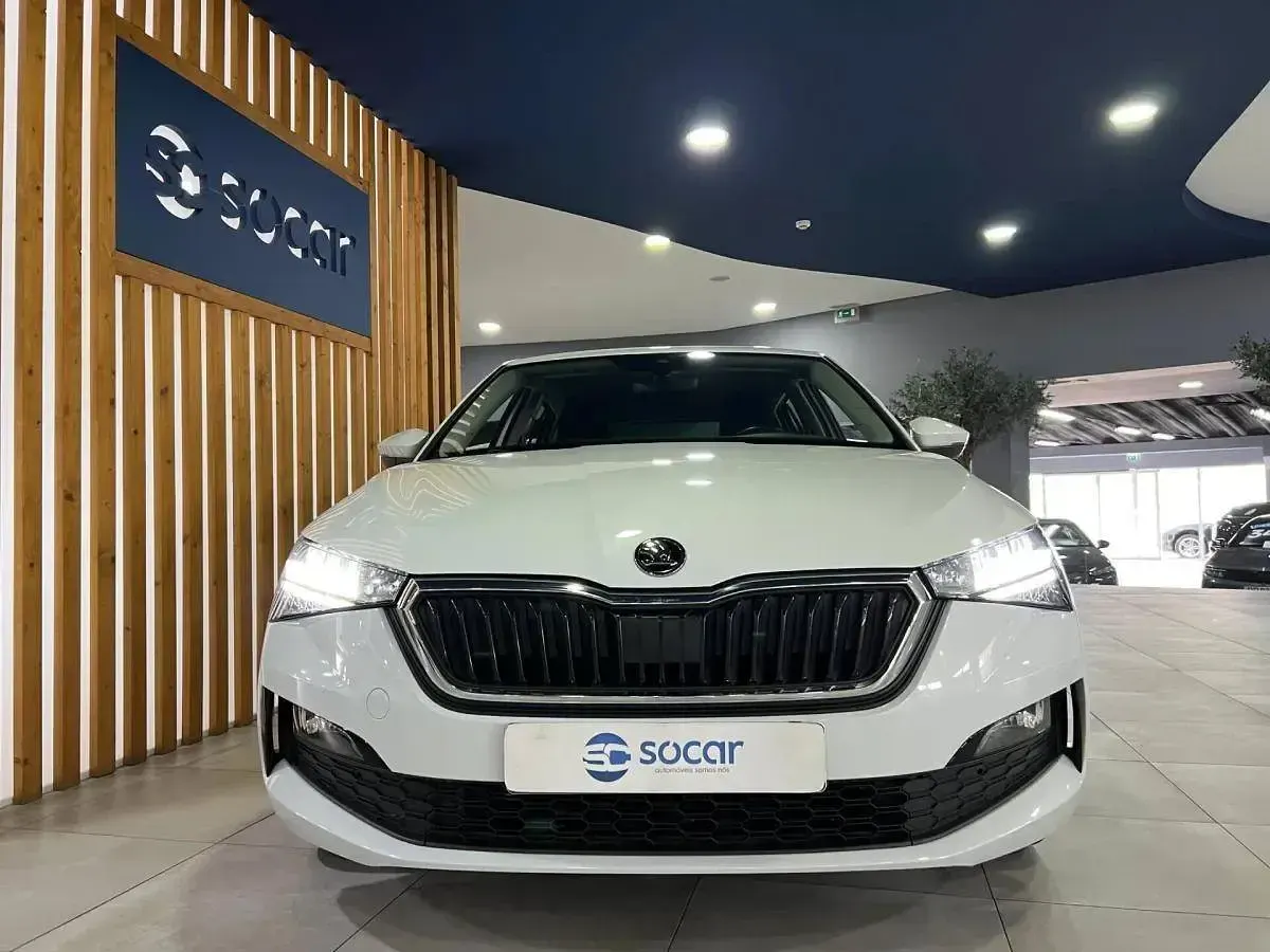 Usado Skoda Scala Ambition 95 HP (2023) em Vila Nova de Gaia - € 14.850 ...