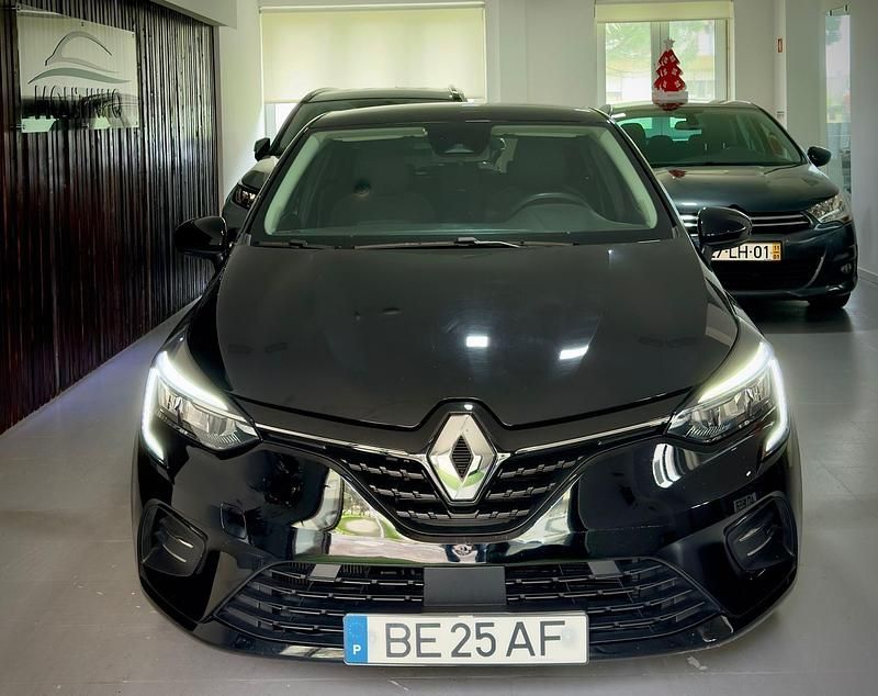 Usado 2023 Renault Clio V Evolution 100 HP – 2650 Lisboa (Stand) – € 16 ...