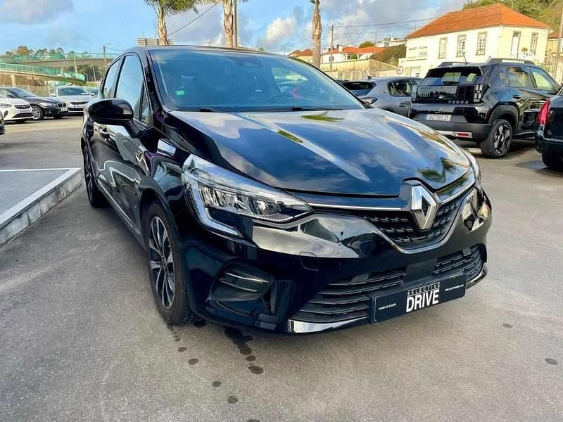 Usado 2021 Renault Clio V Techno 100 HP – 3720 Aveiro (Stand) – € 14. ...